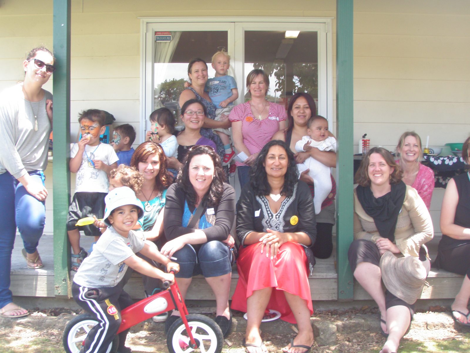 Government cuts our positive parenting single mum’s project - Auckland ...